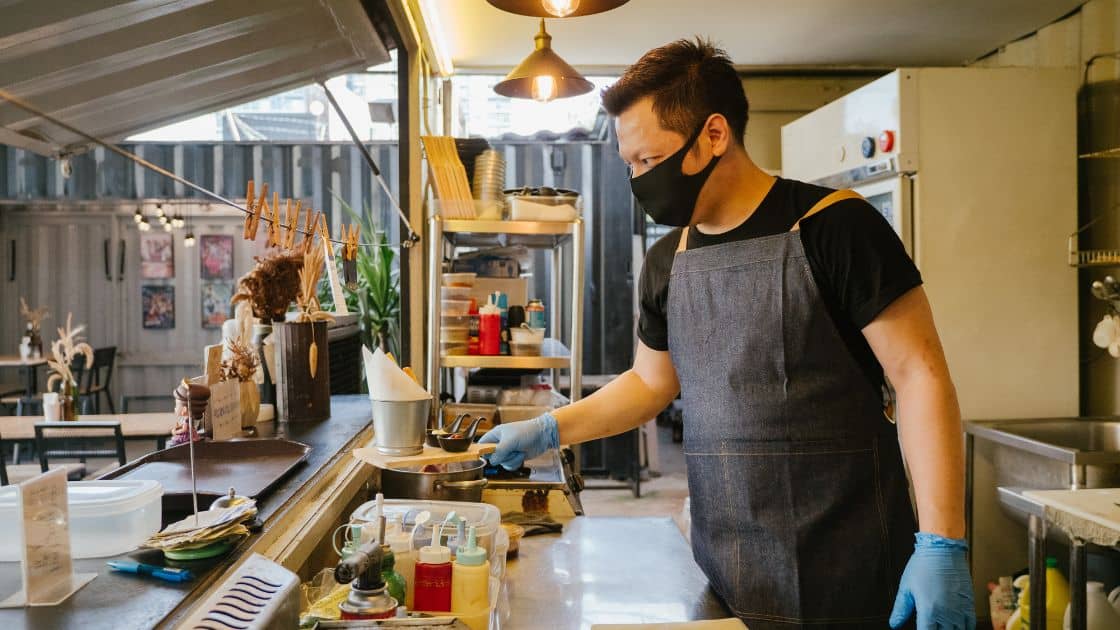 Daftar Anggaran Saat Memulai Bisnis Restoran - Mekari Jurnal