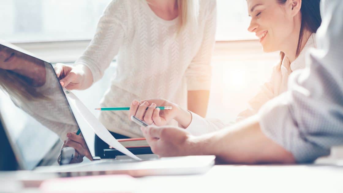 Riset Pemasaran: Fungsi, Metode dan Langkah Penyusunan